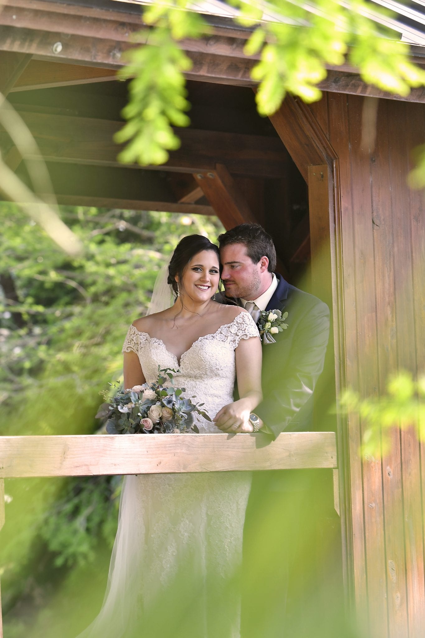 Gabriella & Justin: A Romantic Chapel Wedding at the Estate on the ...